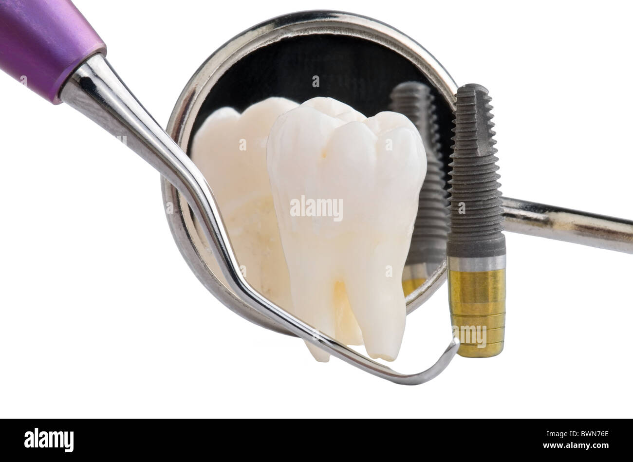 Wisdom tooth extraction hi-res stock photography and images - Alamy