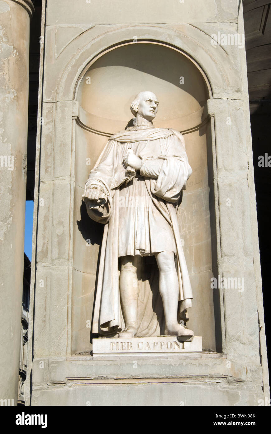 Statue of Pier Capponi, Uffizi, Florence (Firenze), UNESCO World ...
