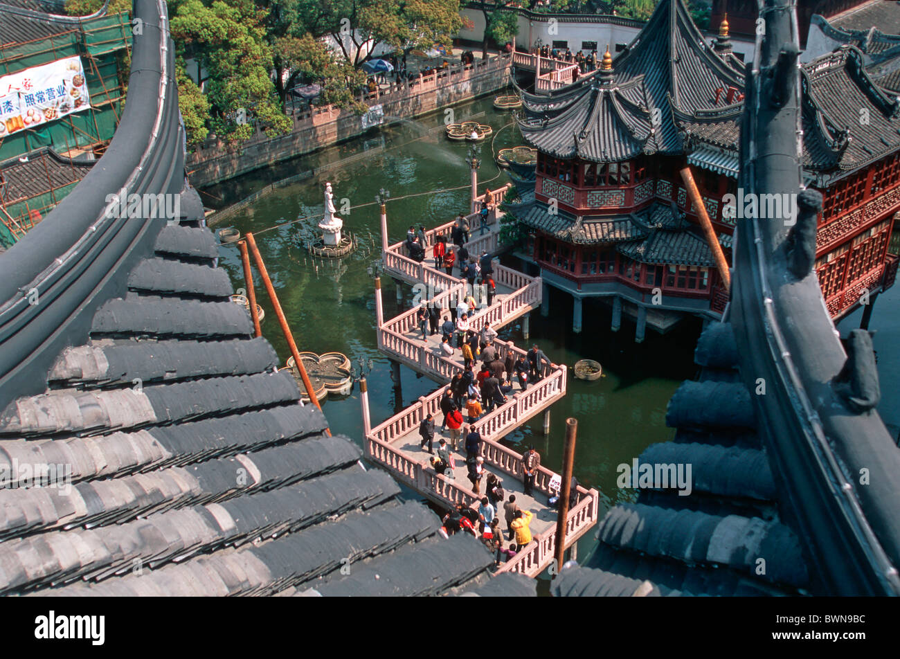 China Asia Shanghai Bridge Jiuqu Qiao to Huxinting Teahouse roofs ...
