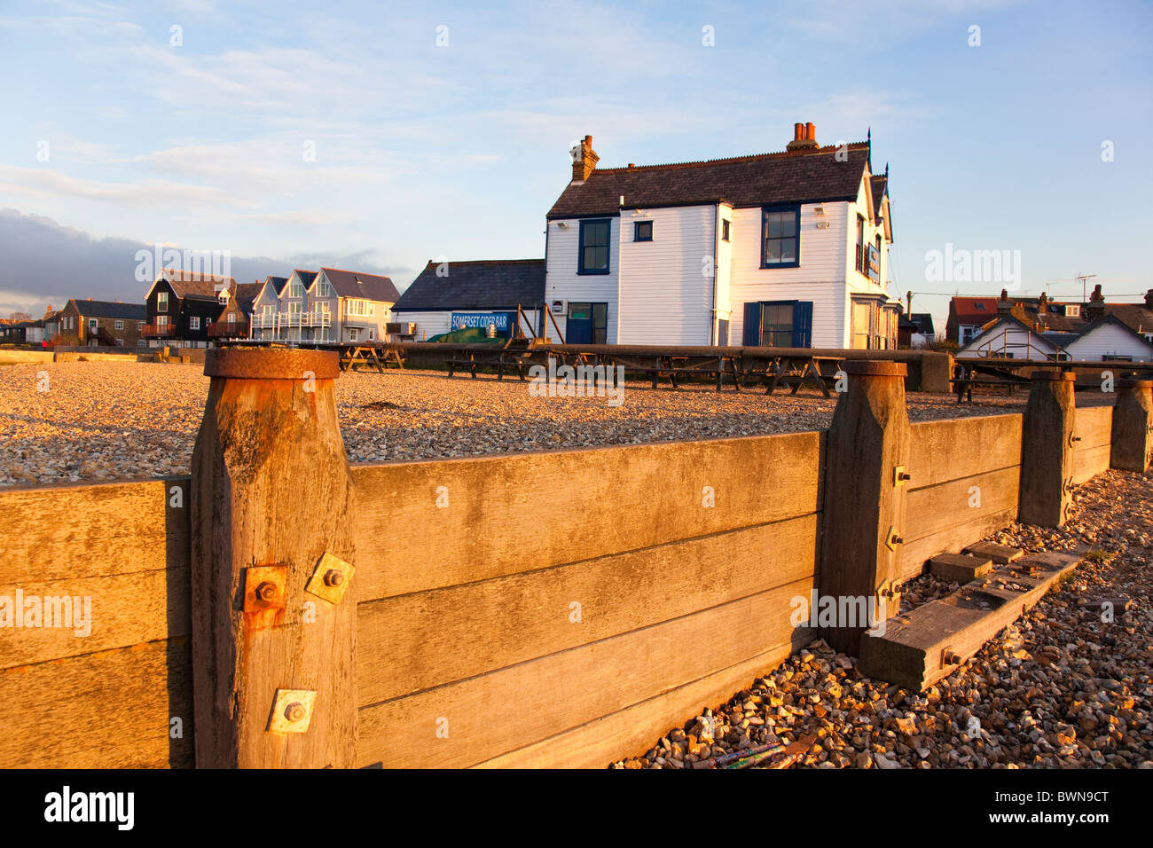 The Old Neptune public house, on the beach, Whitstable, Kent, UK Stock ...