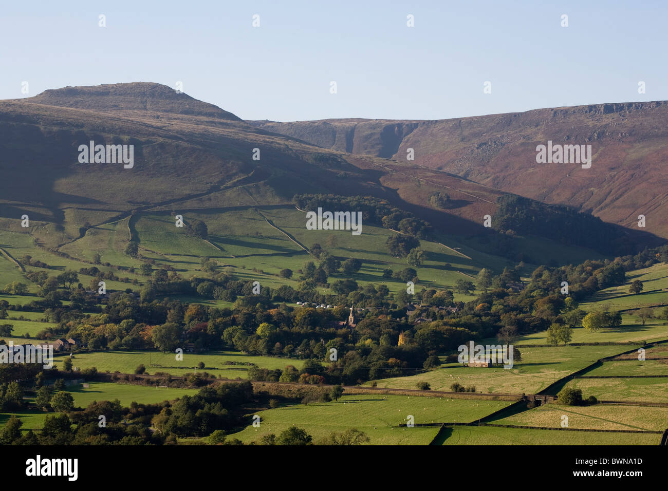 Brown Knoll and Horsehill Tor Kinder Low Kinder Scout Jacob's Ladder ...