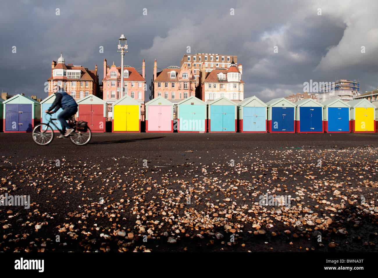 Brighton seafront cycling hi-res stock photography and images - Alamy