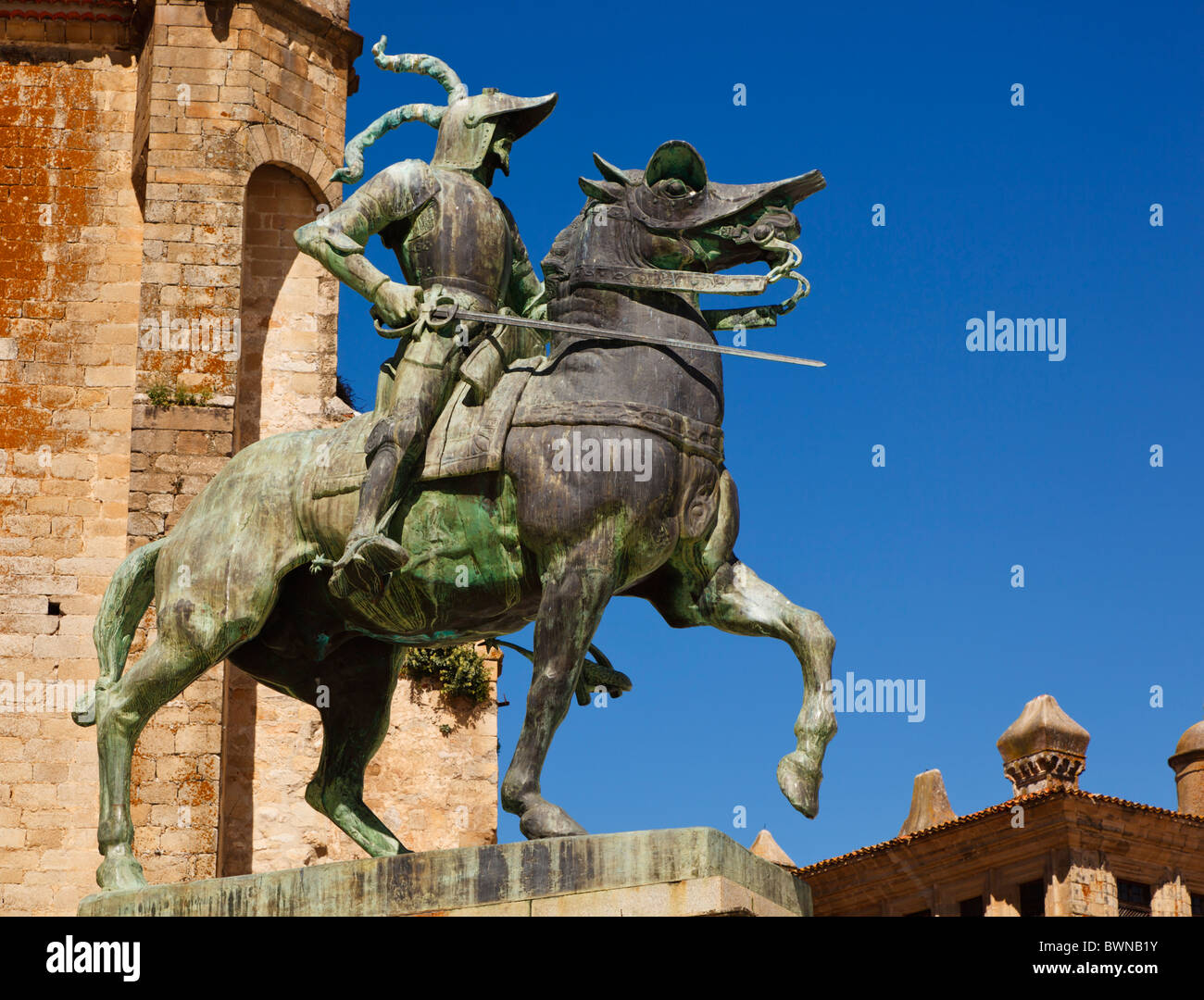 Conquistador statue spain hi-res stock photography and images - Alamy