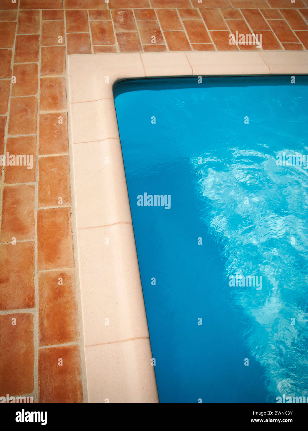Swimming pool terracotta tiles surround hi-res stock photography and ...