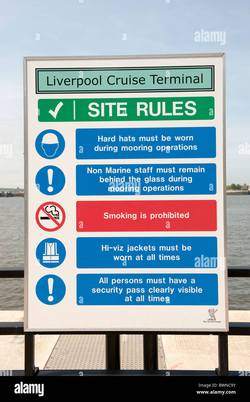 Liverpool Cruise Terminal Site Rules Sign Stock Photo - Alamy