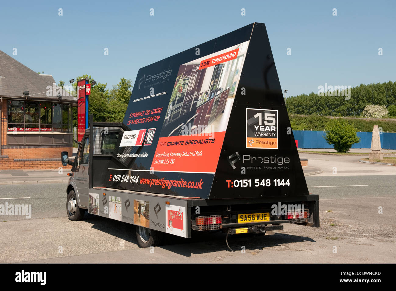 Trailer advert hi-res stock photography and images - Alamy
