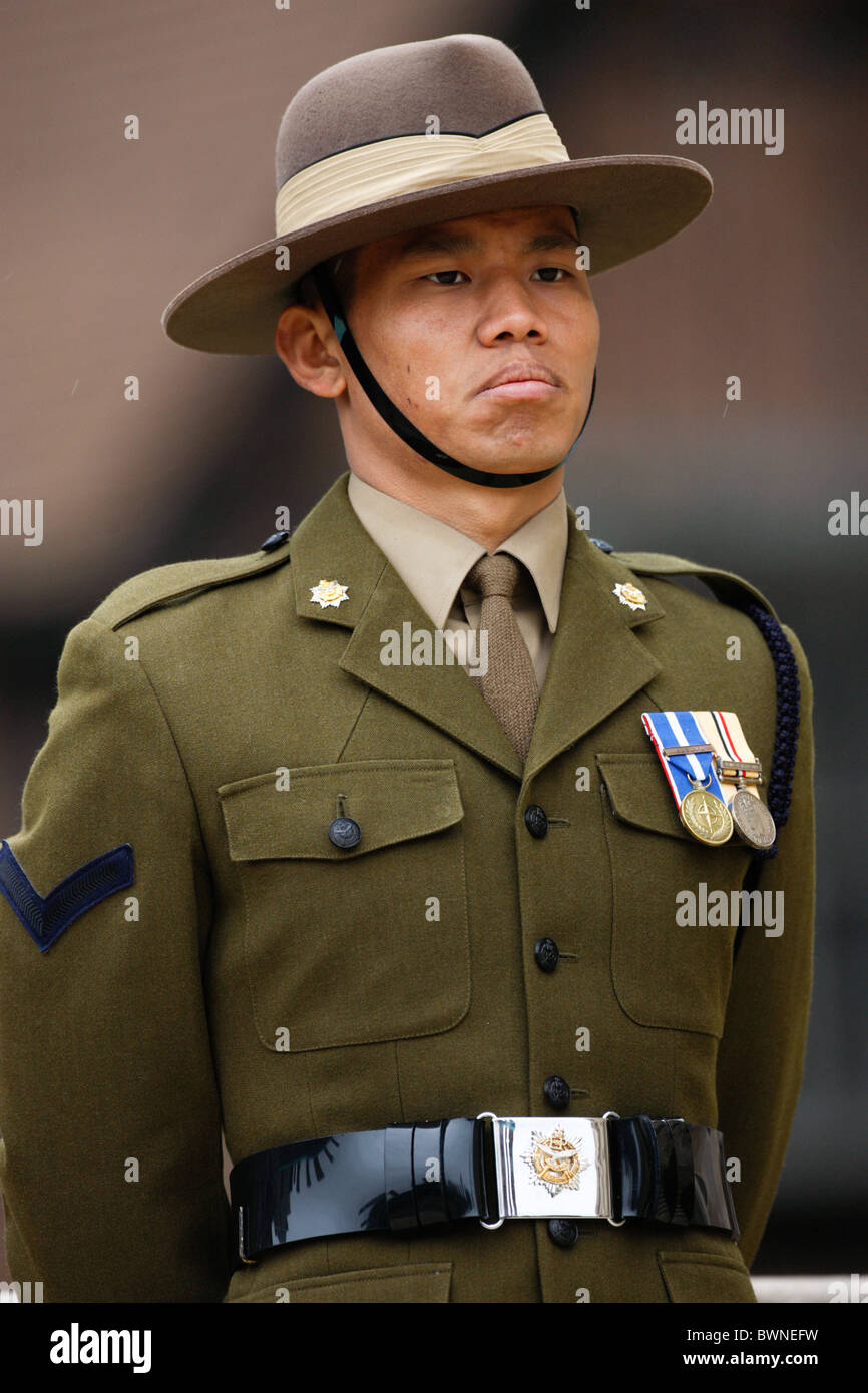 Gurkhas uniform hi-res stock photography and images - Alamy