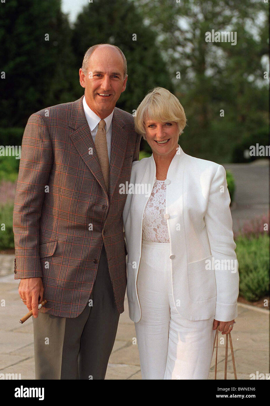 COMEDIAN RUSS ABBOTT AND GUEST (WIFE?) AT WENTWORTH GOLF CLUB Stock ...