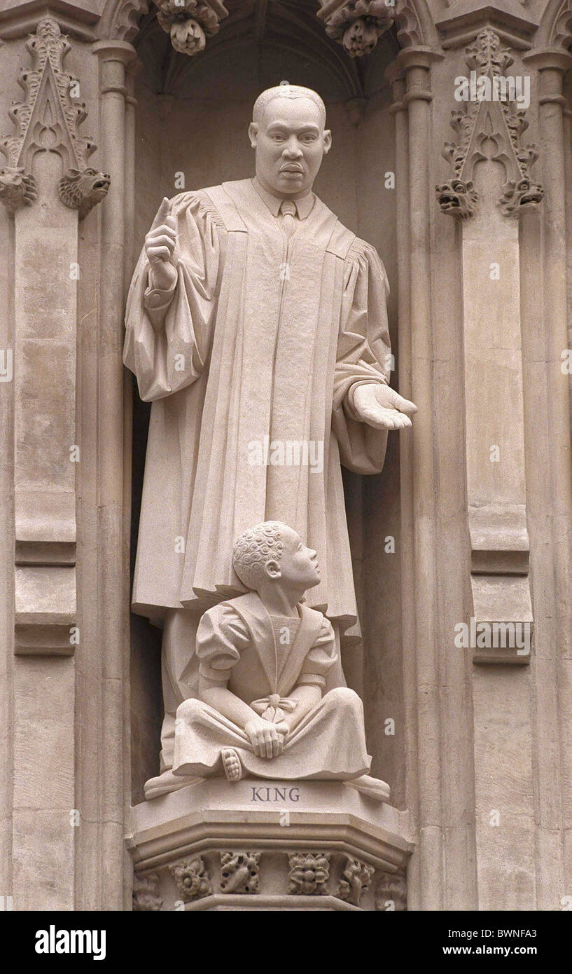 Martin luther king statue westminster hi-res stock photography and ...