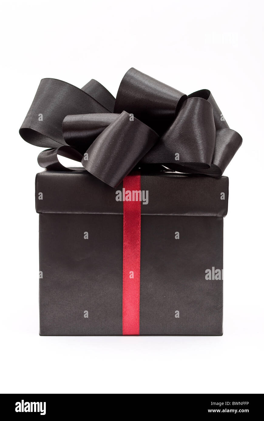 Black gift box Stock Photo - Alamy