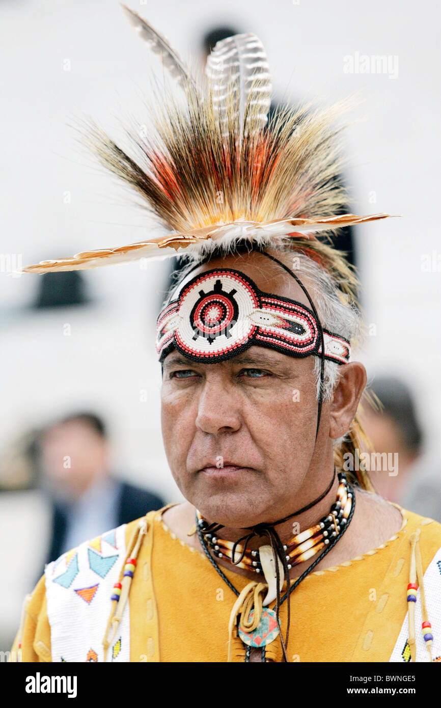 Native American Indian at the State Capitol Building, Richmond ...