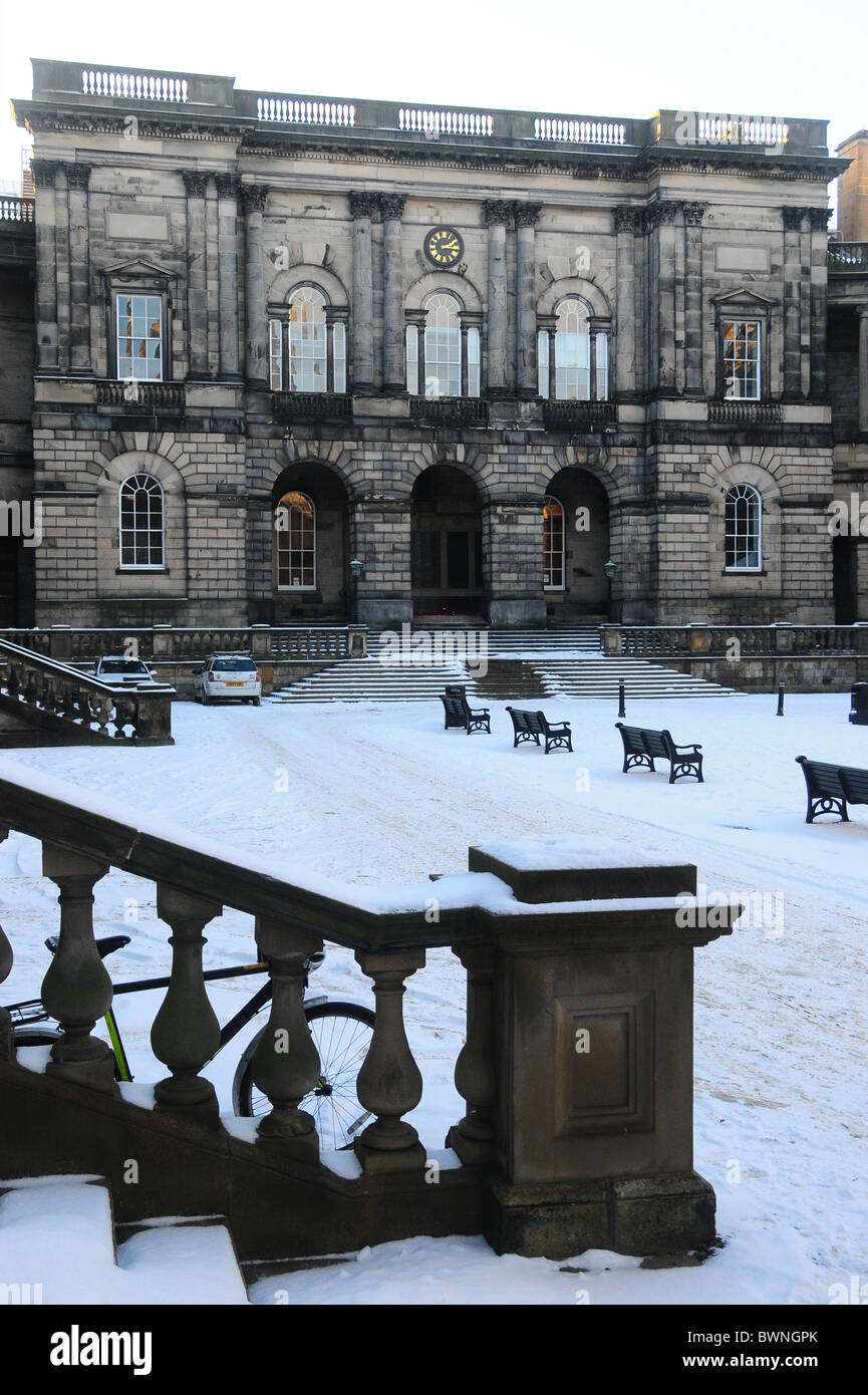Edinburgh university old college hi-res stock photography and images ...