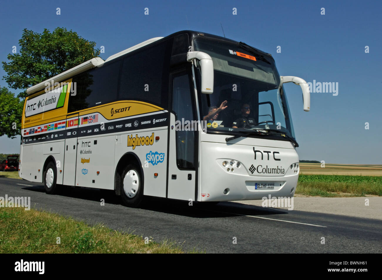 Team Sky Bus Tour High Resolution Stock Photography and Images - Alamy