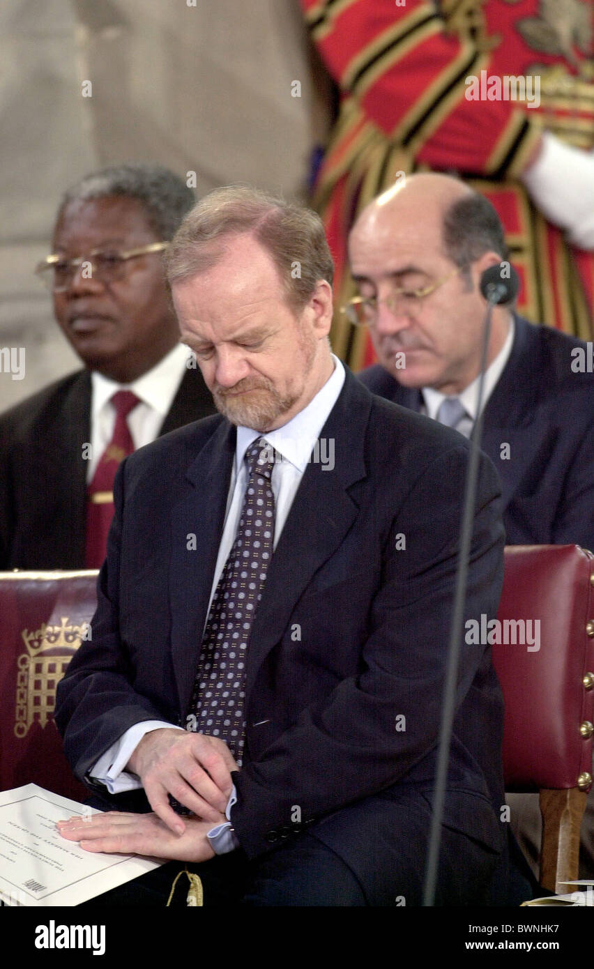 Robin cook hi-res stock photography and images - Alamy