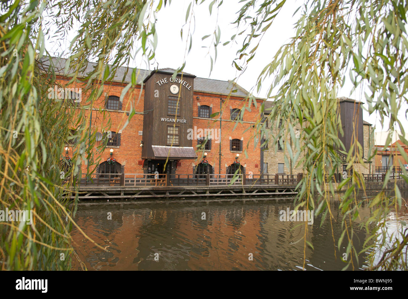 Heritage canal hi-res stock photography and images - Alamy
