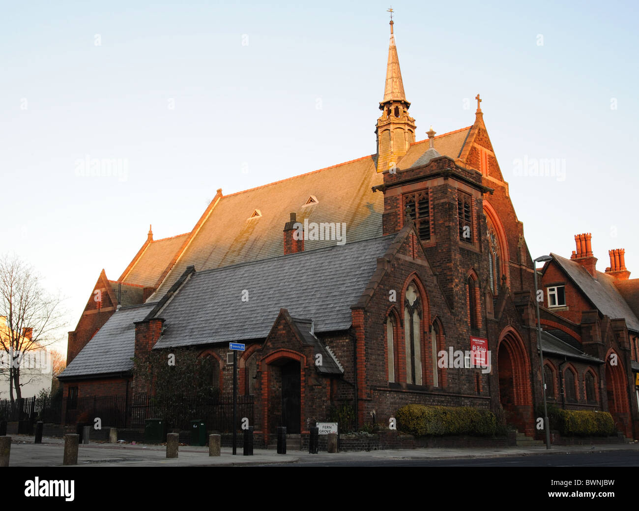 A frosty St Bedes Church, Fern Grove, Liverpool Stock Photo - Alamy