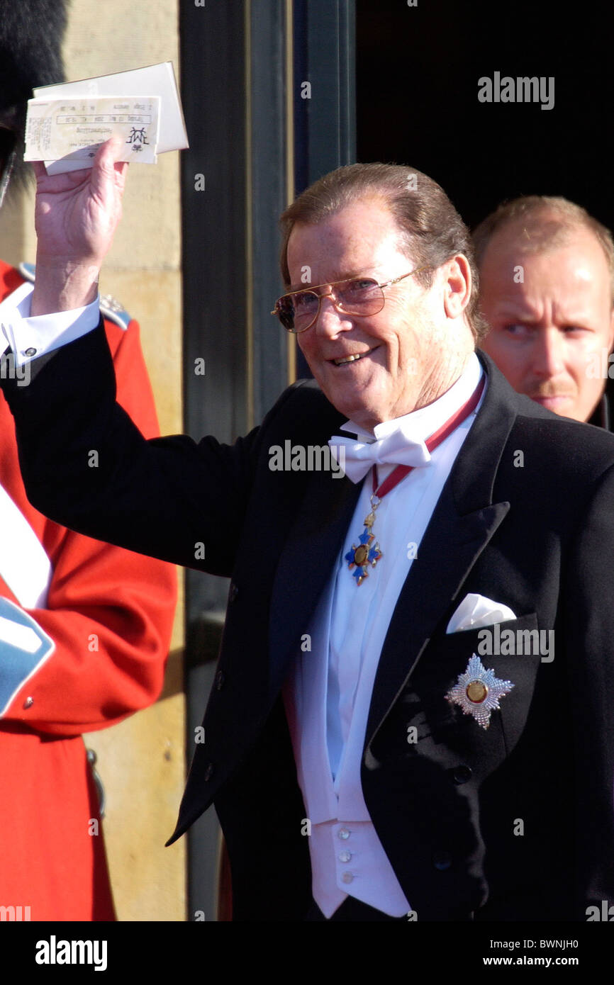 Actor Roger Moore arrives for a Gala Performance in Copenhagen, Denmark ...