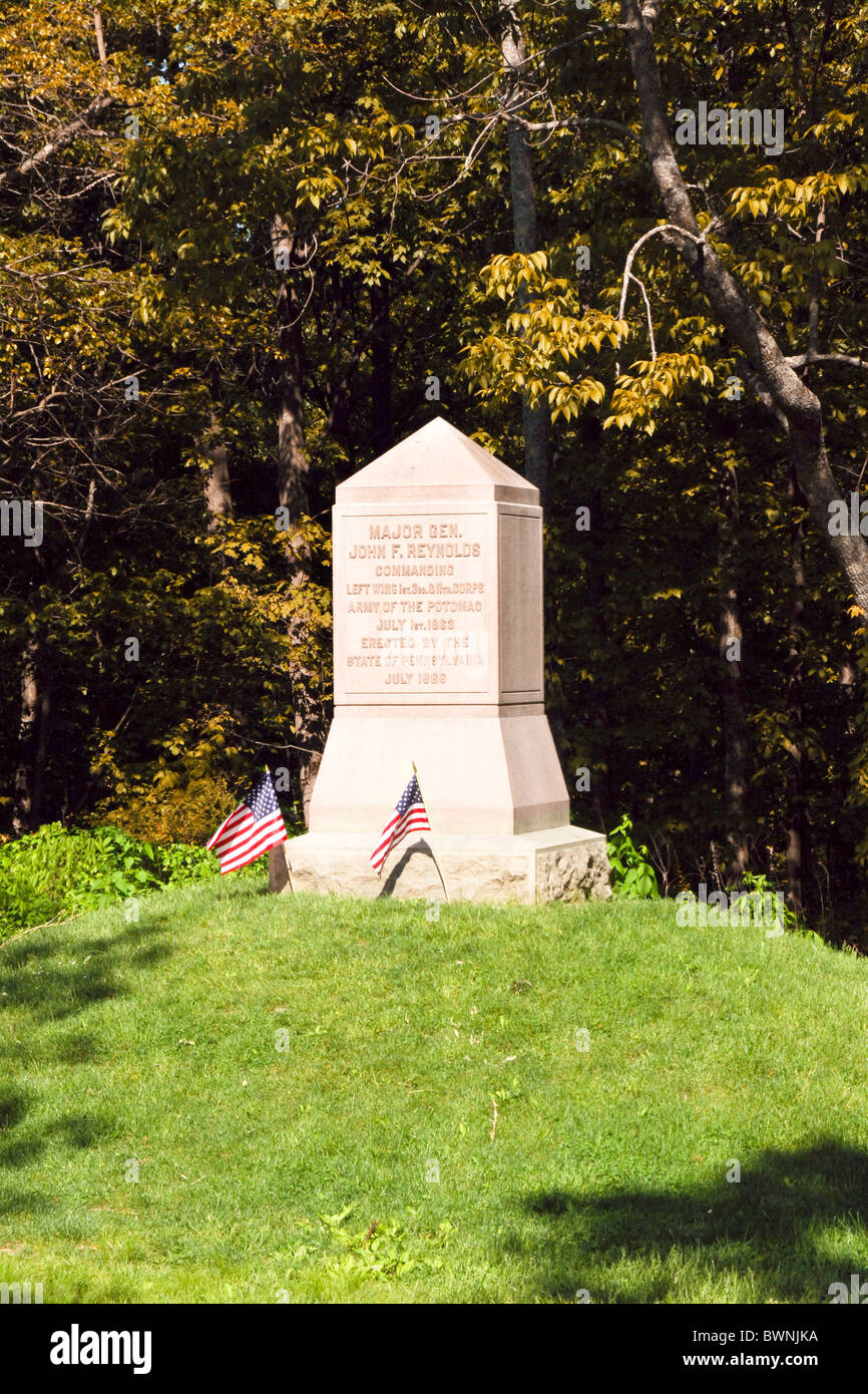 Memorial to Maj General Reynolds of the Union Army on the battlefiled ...