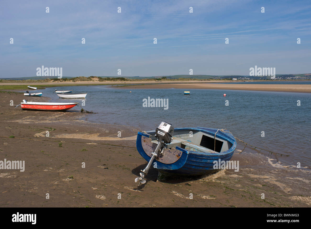 crow point on the estuary of the river taw braunston burrows nature ...