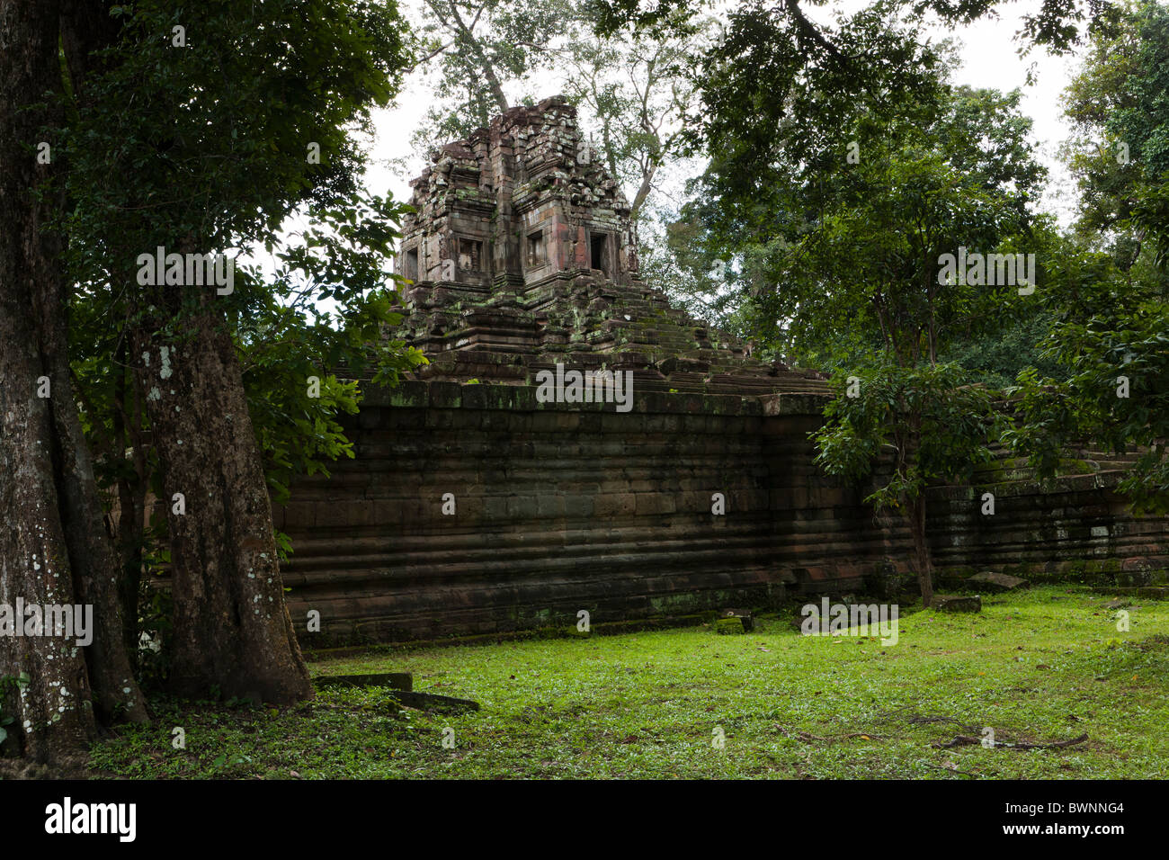 Preah Pithu X. Ruins at archaeological site. Angkor Thom, UNESCO World ...