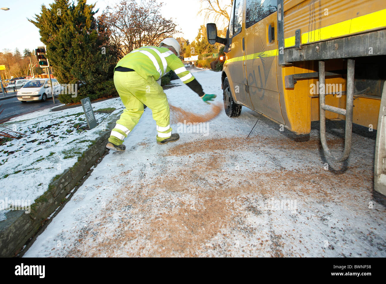 Roads and pavements hi-res stock photography and images - Alamy