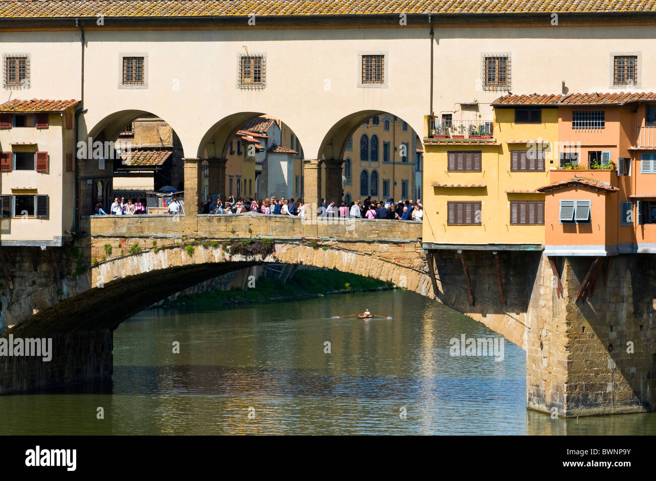 Ponte Vecchio, Florence (Firenze), UNESCO World Heritage Site, Tuscany ...