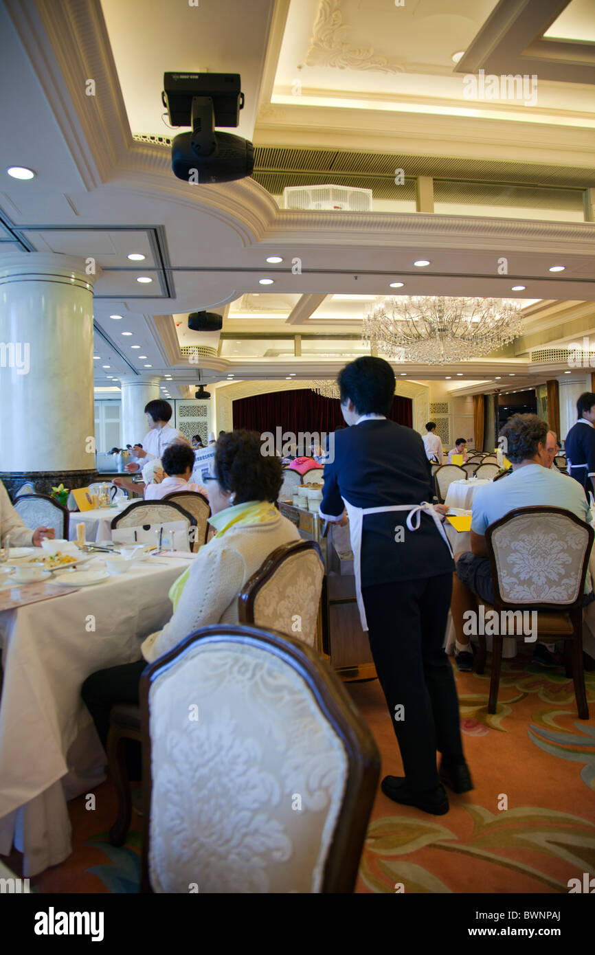 City Hall Maxim's Palace showcases the best of Cantonese cuisine and ...