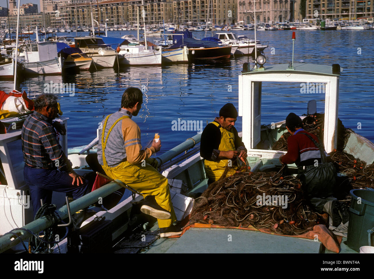 Fishermen quay quayside boat hi-res stock photography and images - Alamy