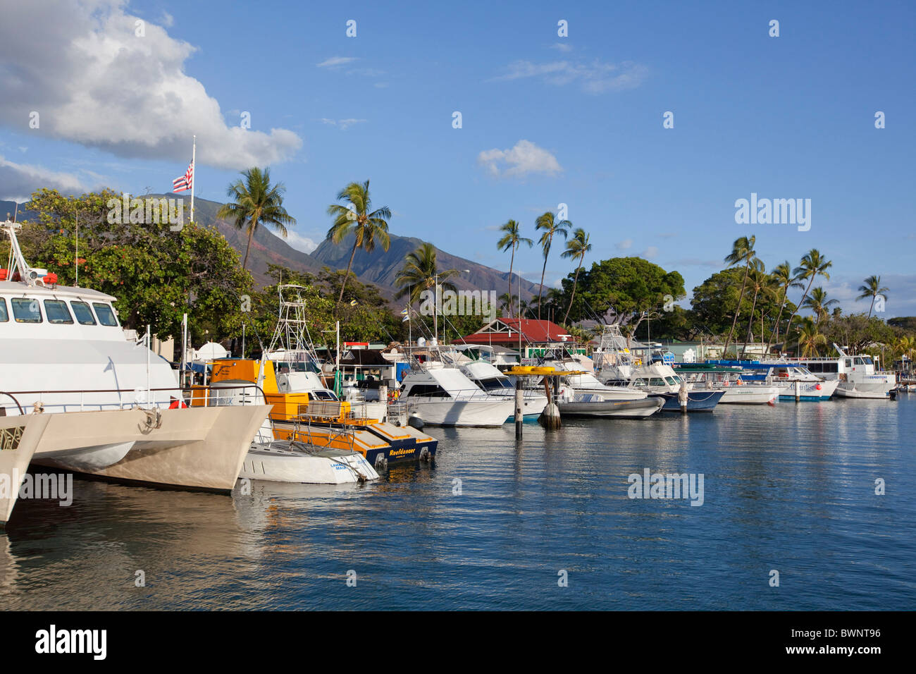 Lahaina Harbor, Maui, Hawaii Stock Photo - Alamy