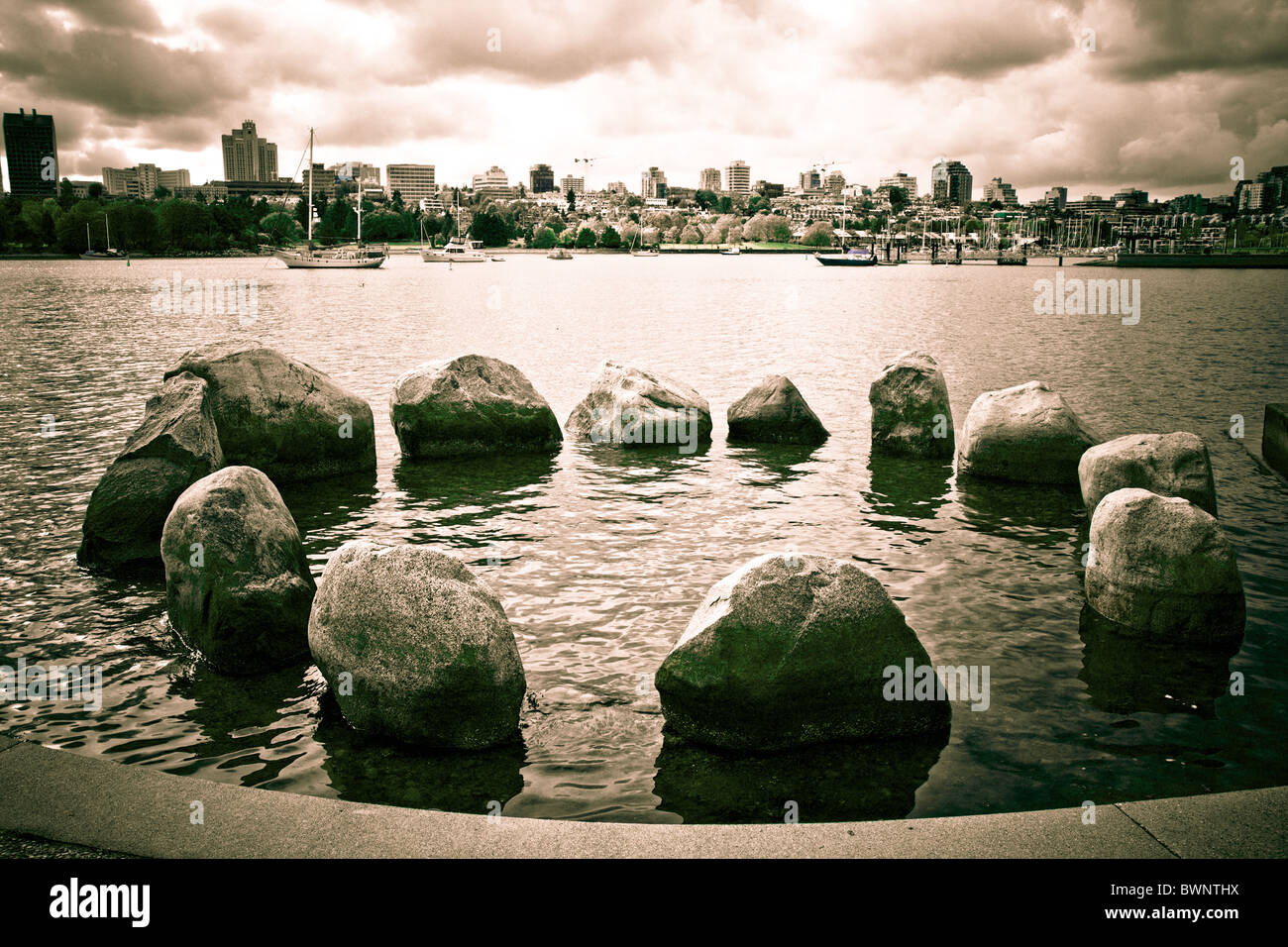 Circular Formation High Resolution Stock Photography and Images - Alamy