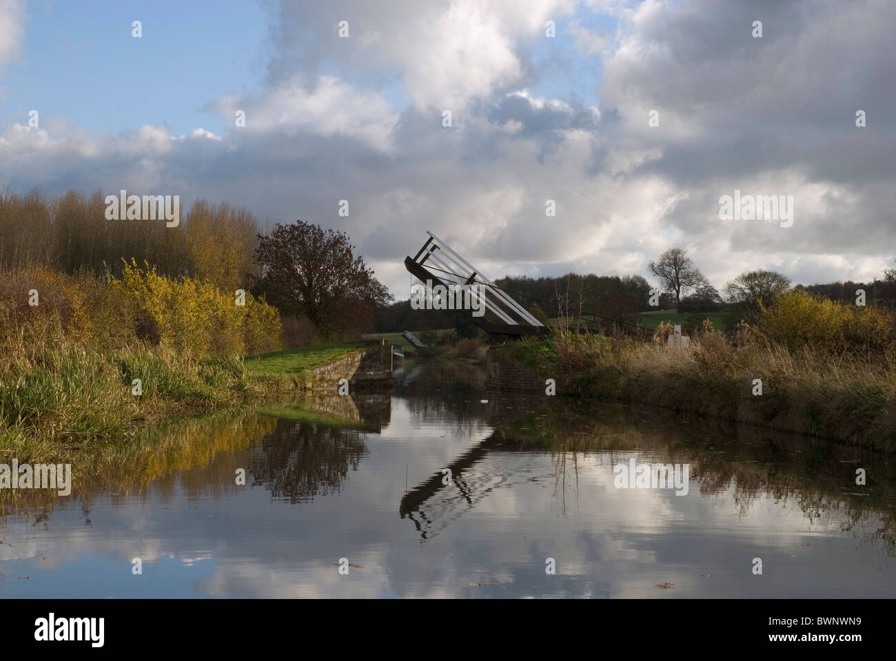 Autumn on English Canals Stock Photo - Alamy