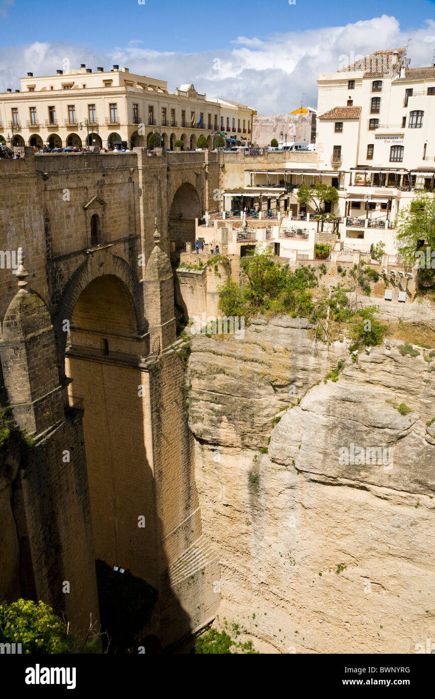 Famous stone bridge & surrounding buildings –which spans the deep El ...
