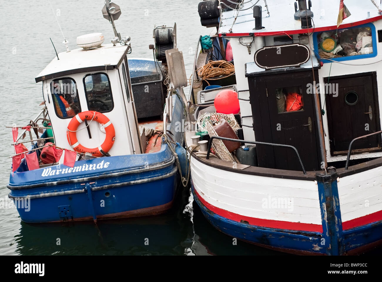 Two power boats in water hi-res stock photography and images - Alamy