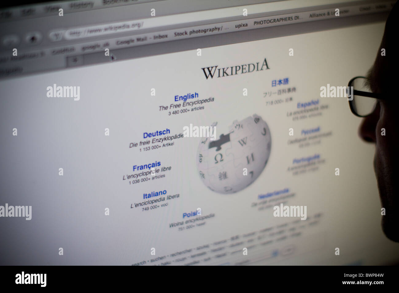 Wikipedia hi-res stock photography and images - Alamy