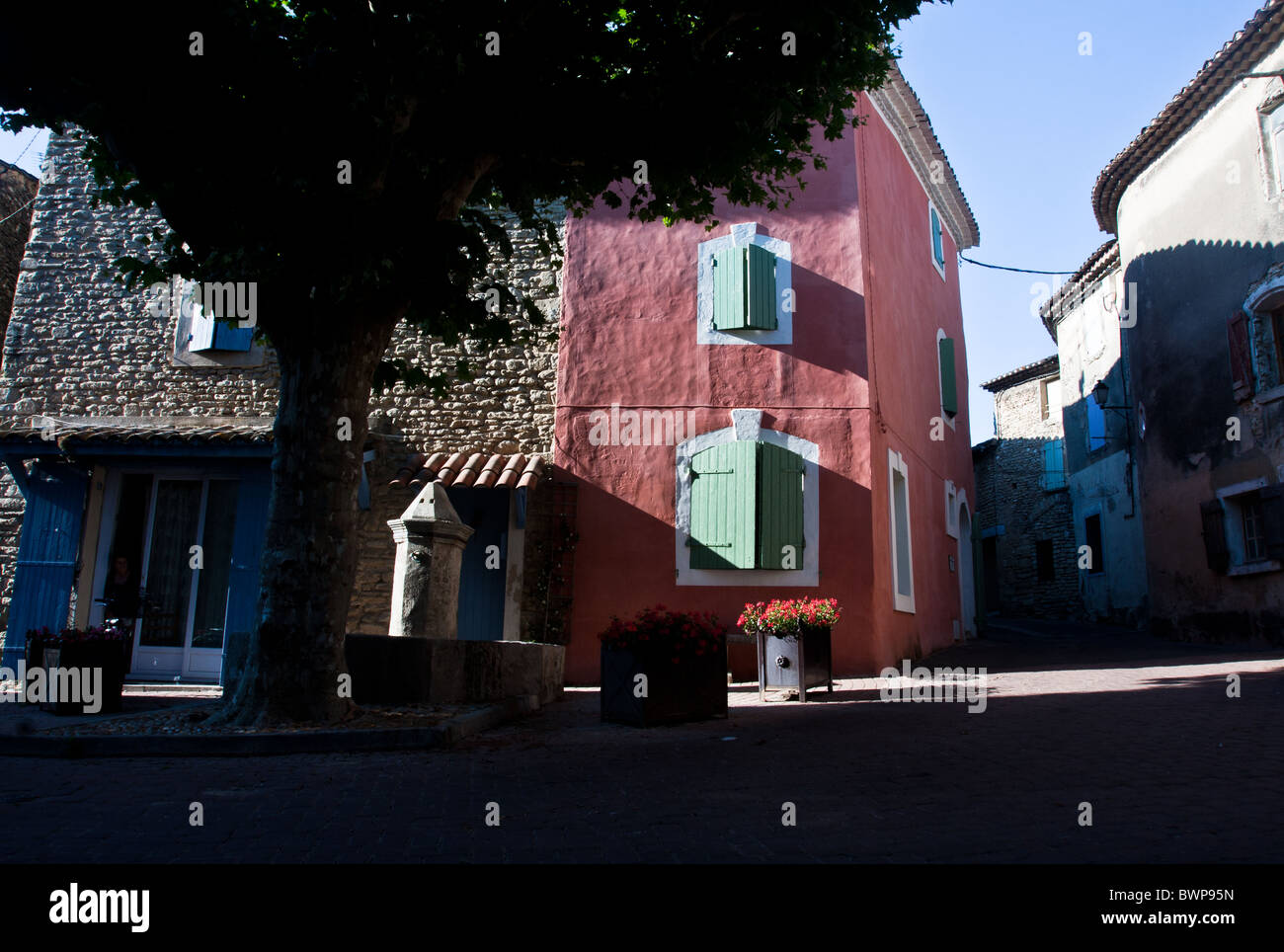 Street Scene Carbrieres d`avignon,Provence,France Stock Photo - Alamy