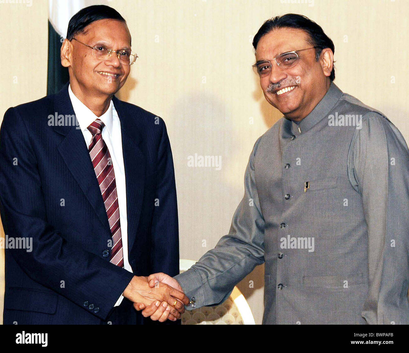 G l peiris hi-res stock photography and images - Alamy