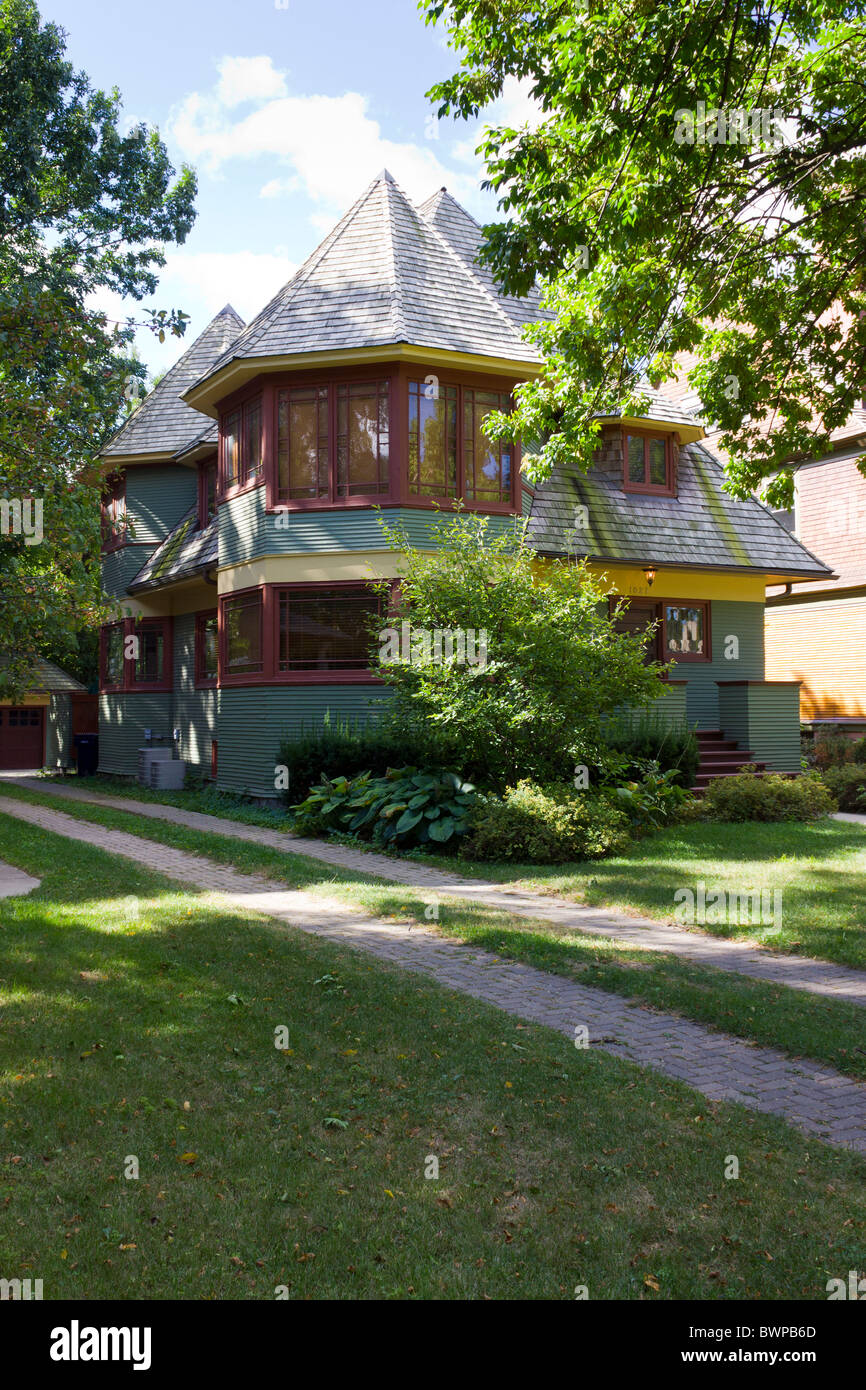 Frank Lloyd Wright's Thomas H. Gale house (1893), Oak Park, Illinois ...