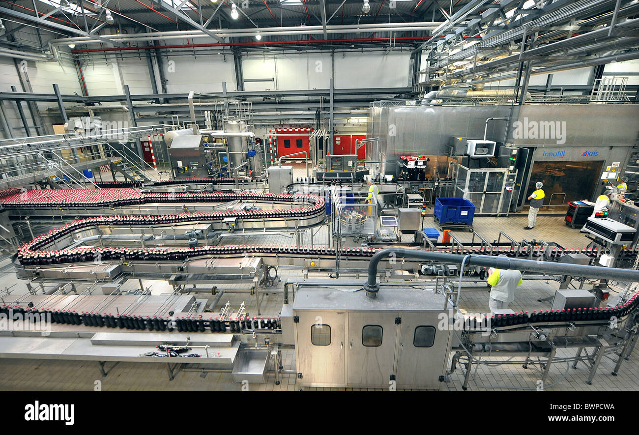 Coca cola production hi-res stock photography and images - Alamy