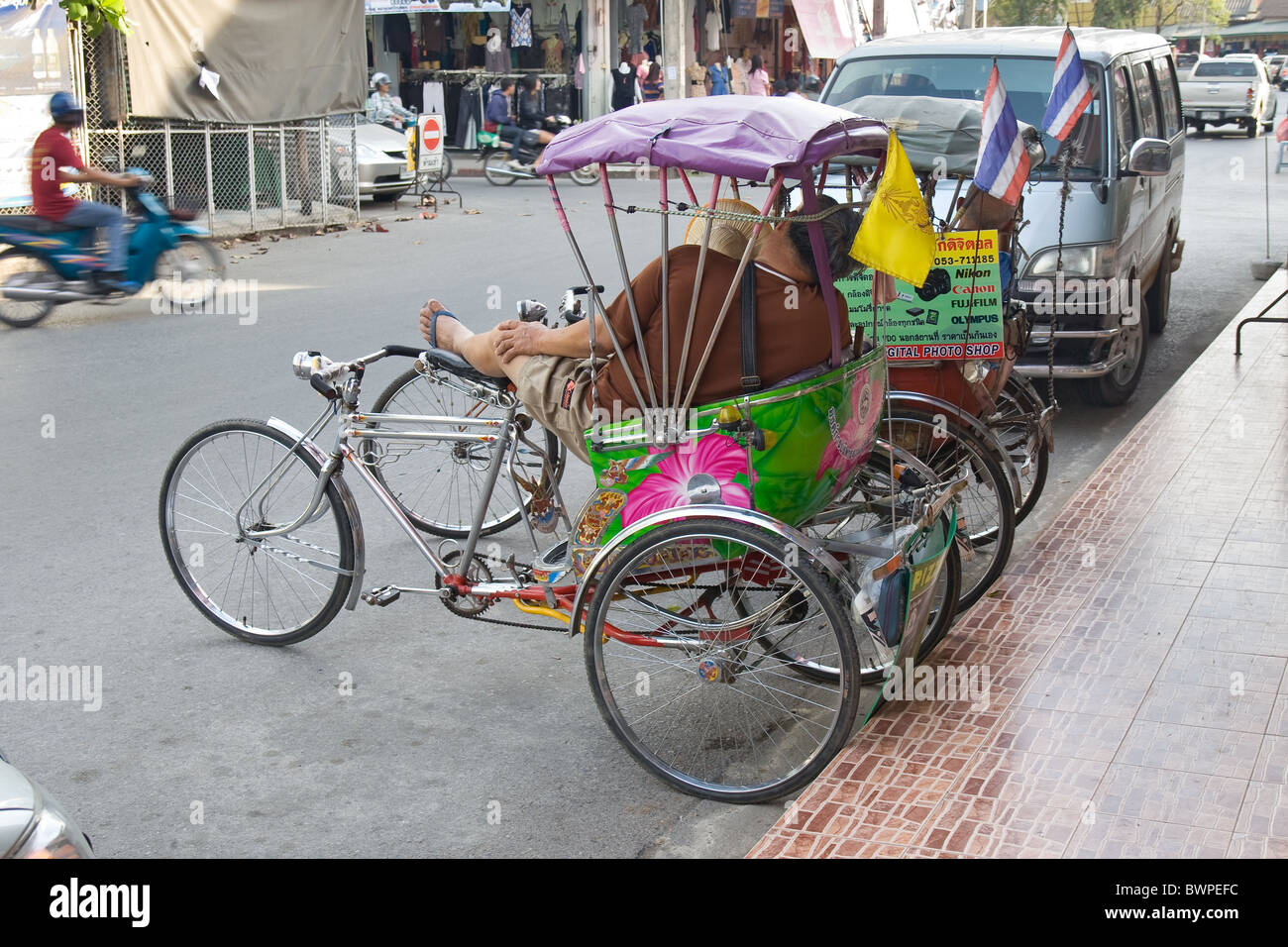 Thai three wheeler taxi hi-res stock photography and images - Alamy