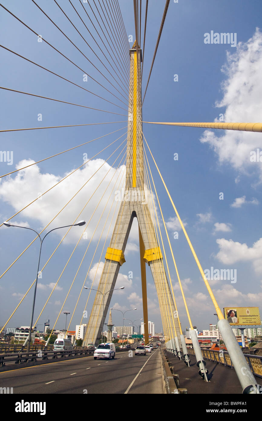 Rama VIII bridge in Bangkok Stock Photo - Alamy