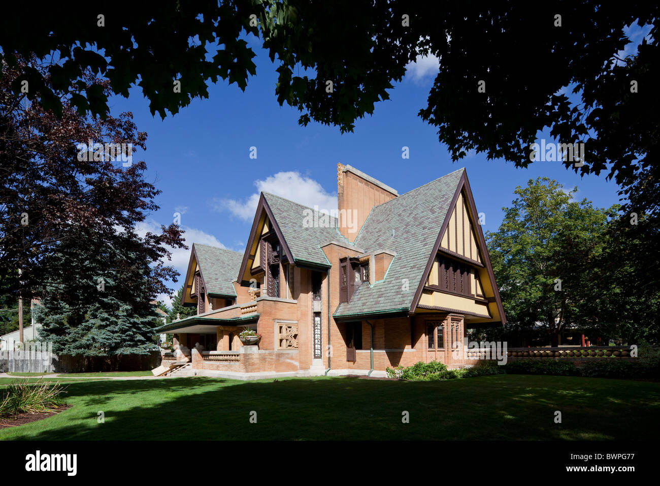 Nathan G. Moore House (1895, 1923) by Frank LLoyd Wright, Oak Park ...