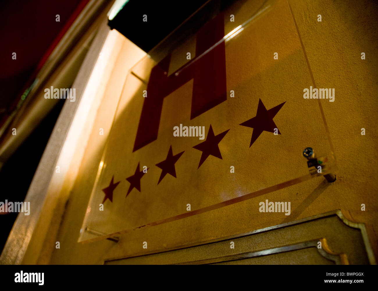 Five stars luxury brand hi-res stock photography and images - Alamy