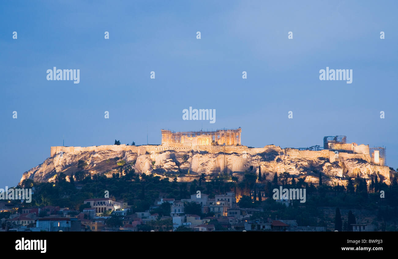 GREECE Attica Athens View towards the Acropolis illuminated at dusk Stock Photo - Alamy