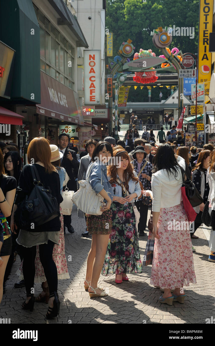 Harajuku Girls; Tokyo Street High Resolution Stock Photography and ...
