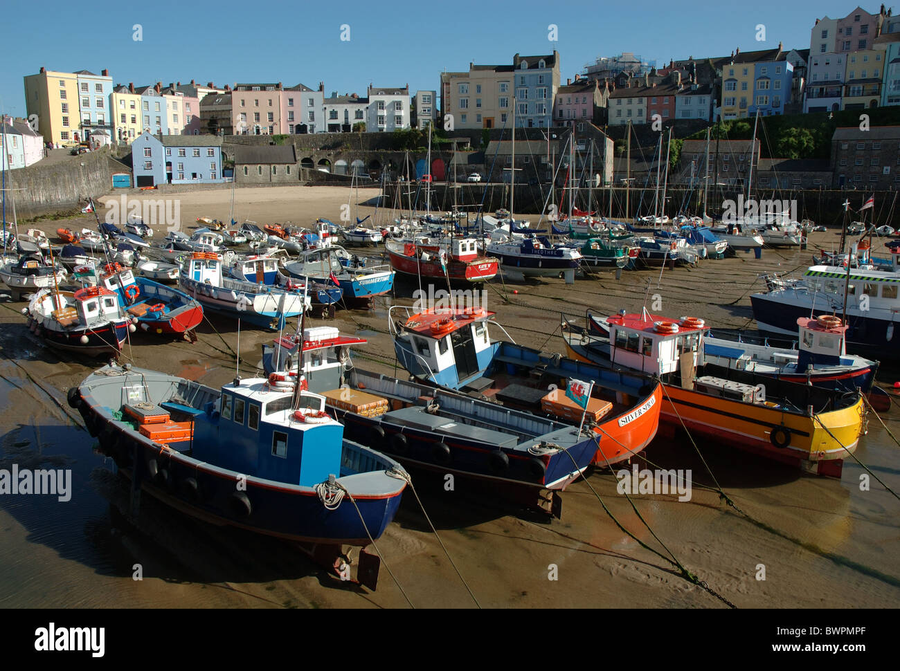 Tenby fishing boat harbour hi-res stock photography and images - Alamy