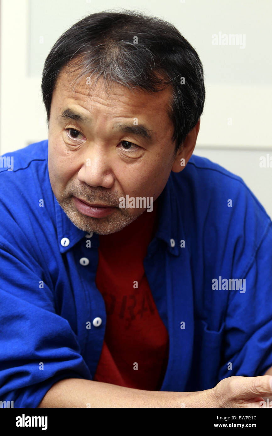 Haruki Murakami High Resolution Stock Photography and Images - Alamy