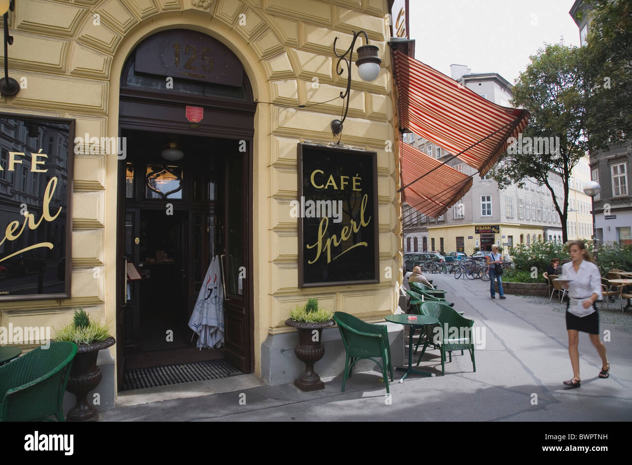 Adolf hitler vienna hi-res stock photography and images - Alamy