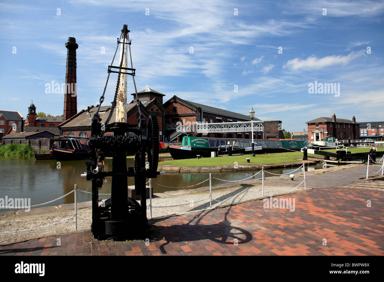 Ellesmere canal hi-res stock photography and images - Alamy