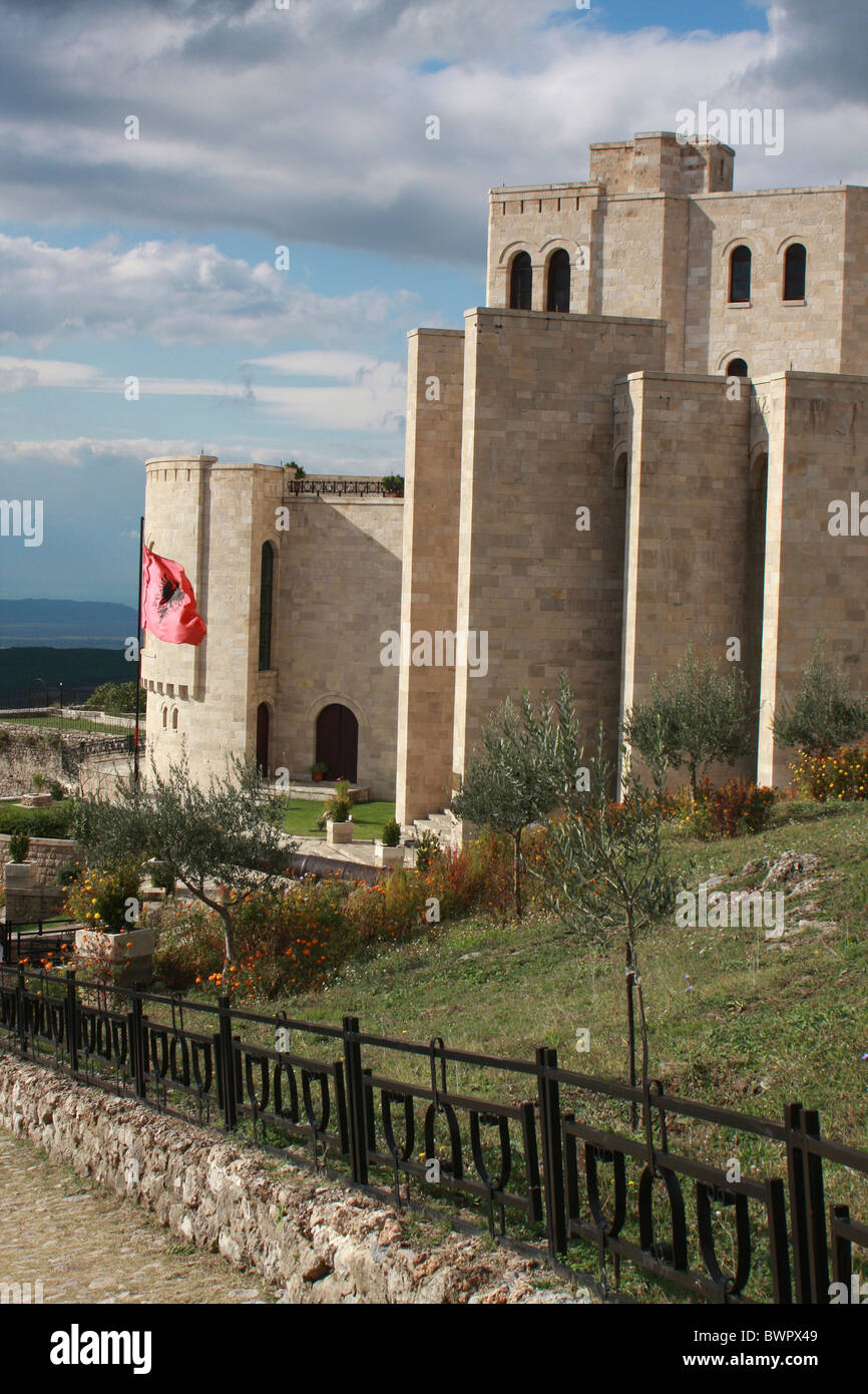 Stone walls of kruja castle hi-res stock photography and images - Alamy