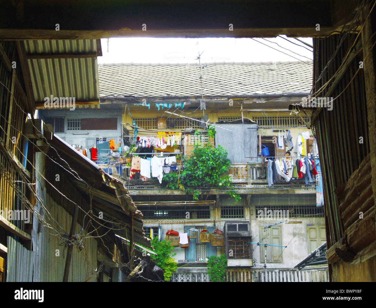 Bangkok slum area hi-res stock photography and images - Alamy